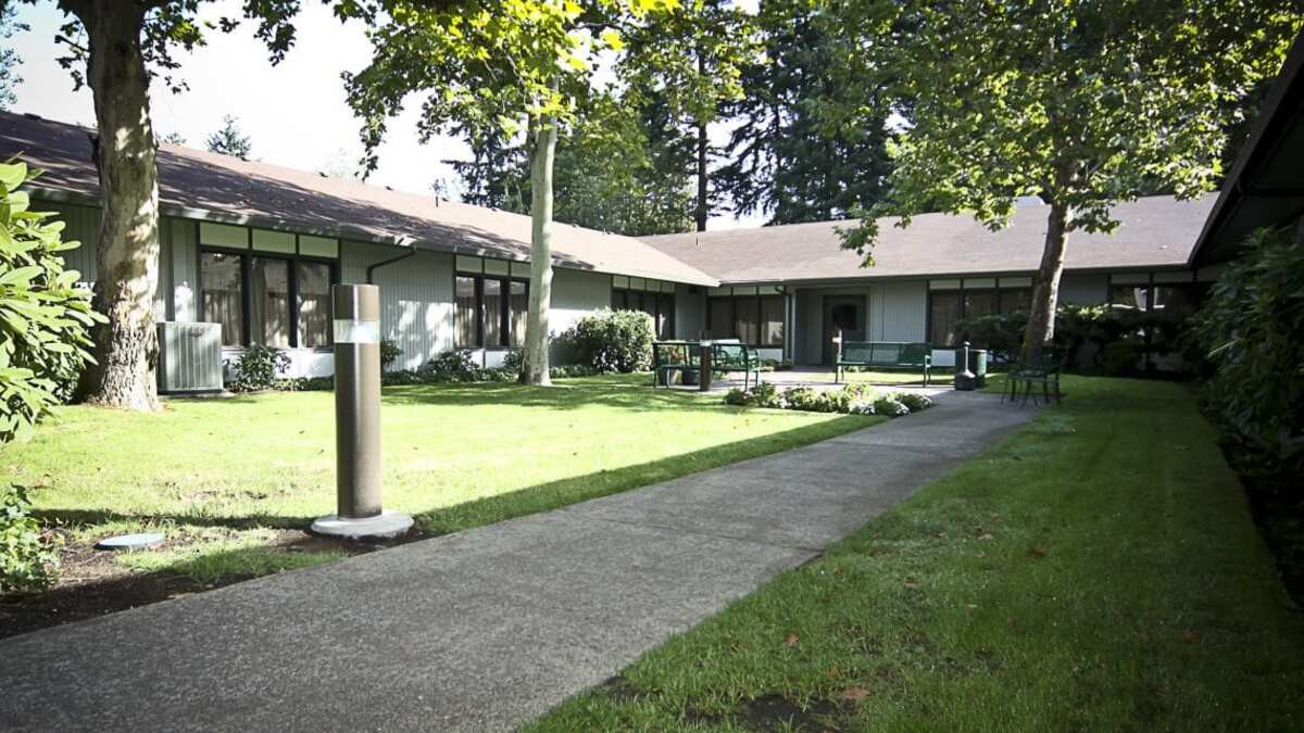 Cedar Hills Hospital Reviews, Costs, Program Details & Rating