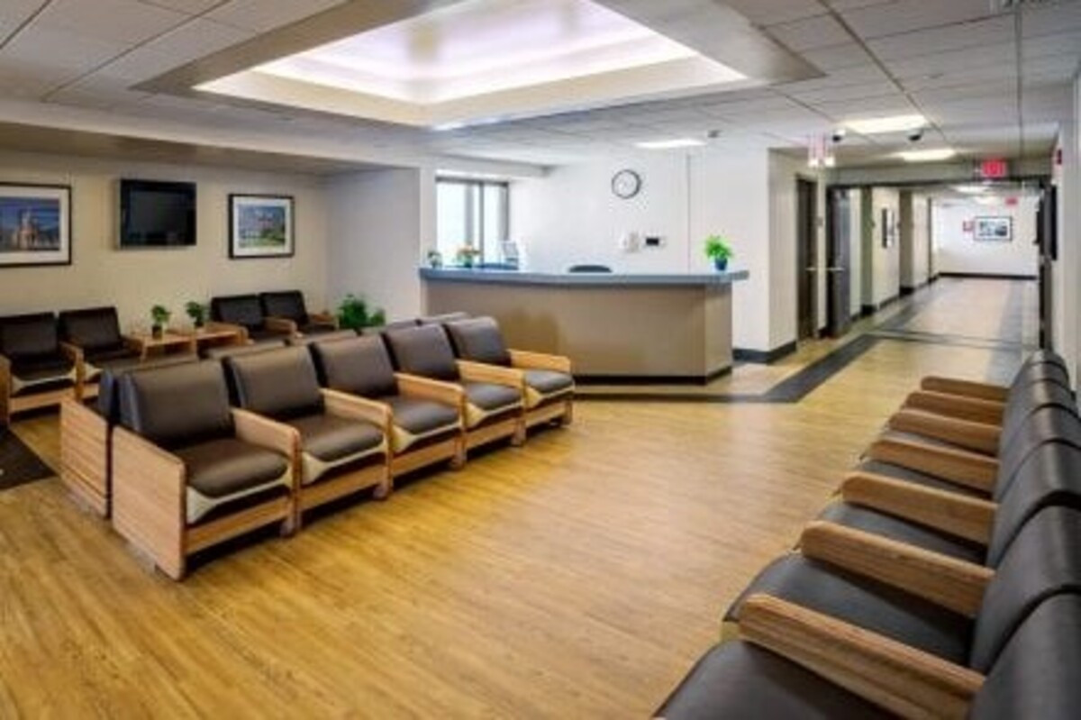 Friends Hospital Reviews, Costs, Program Details & Rating