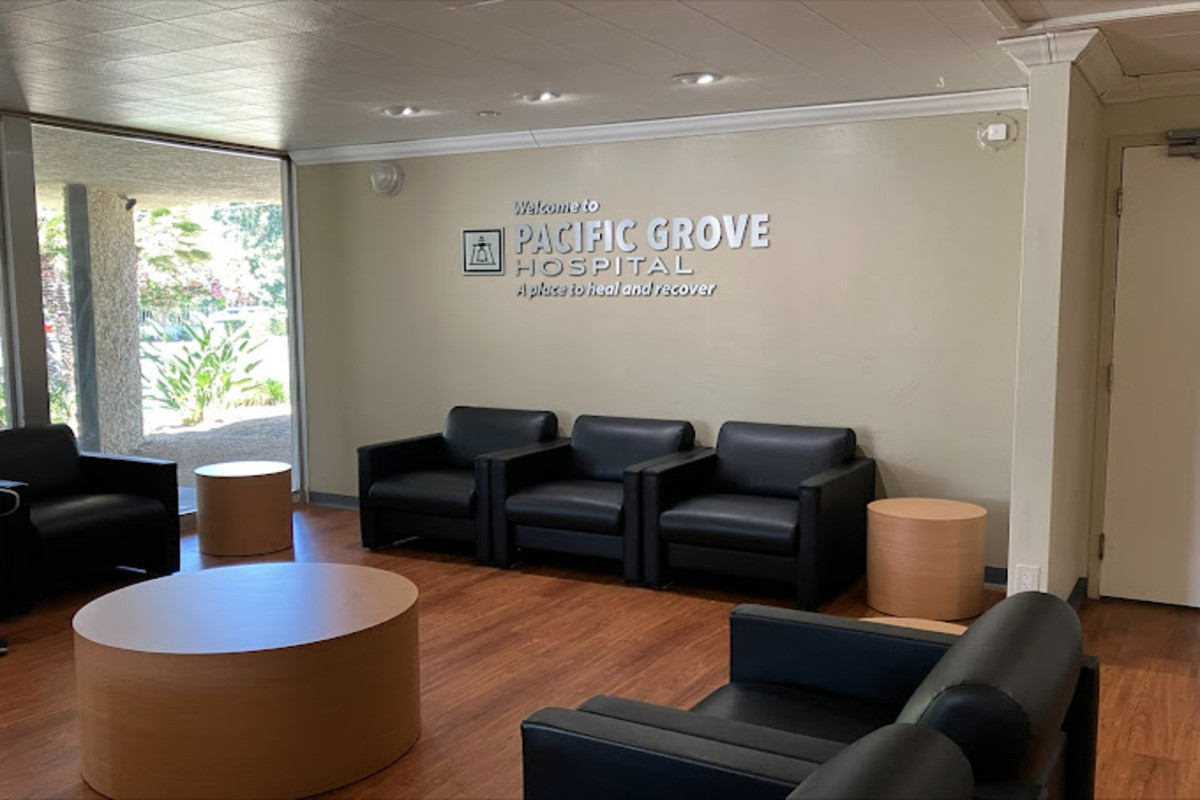 Pacific Grove Hospital Reviews, Costs, Program Details & Rating