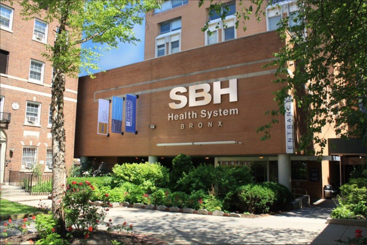 SBH Health System - St. Barnabas Hospital Reviews, Costs, Program ...