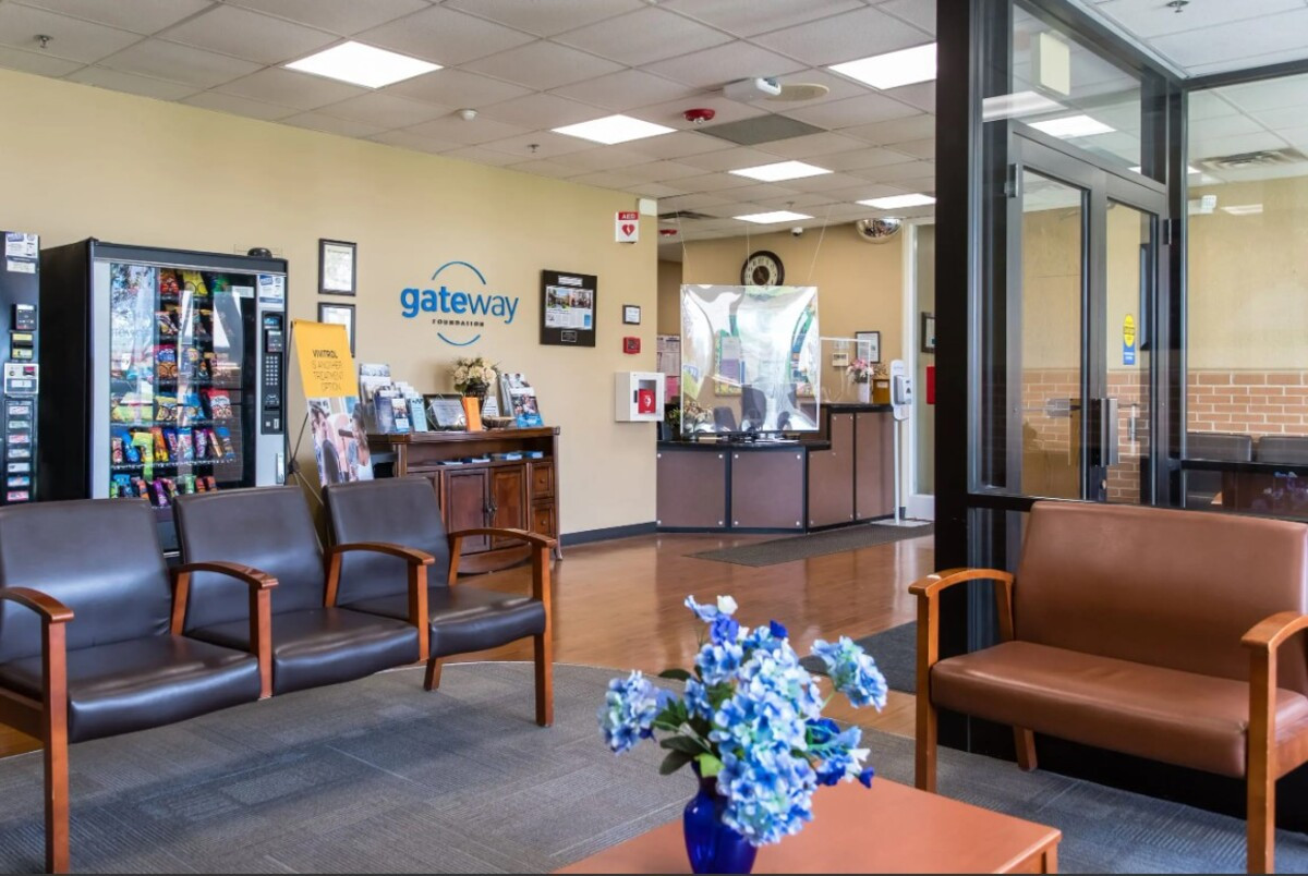 Gateway Foundation - Aurora Reviews, Costs, Program Details & Rating