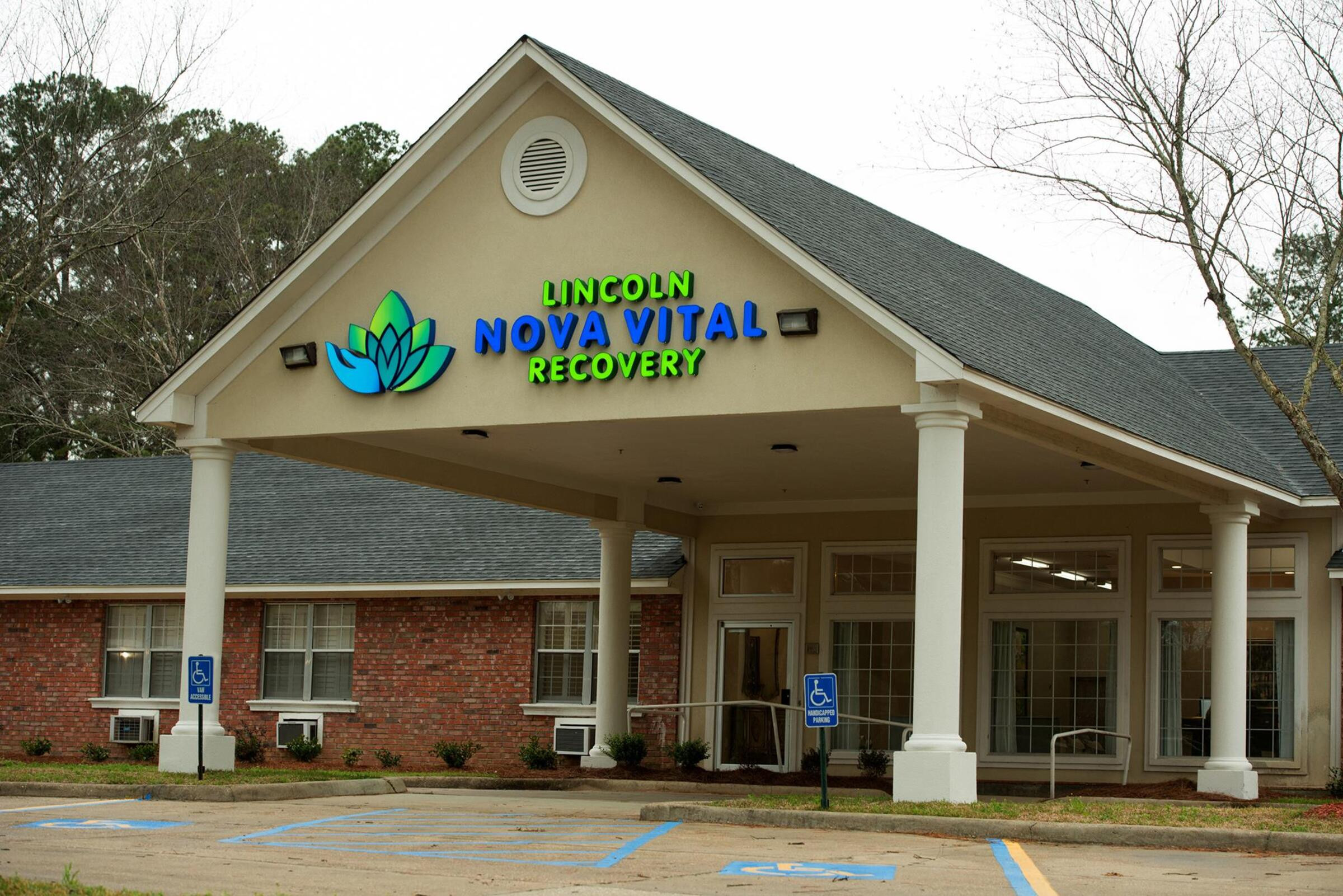 Lincoln Nova Vital Recovery Reviews, Costs, Program Details & Rating