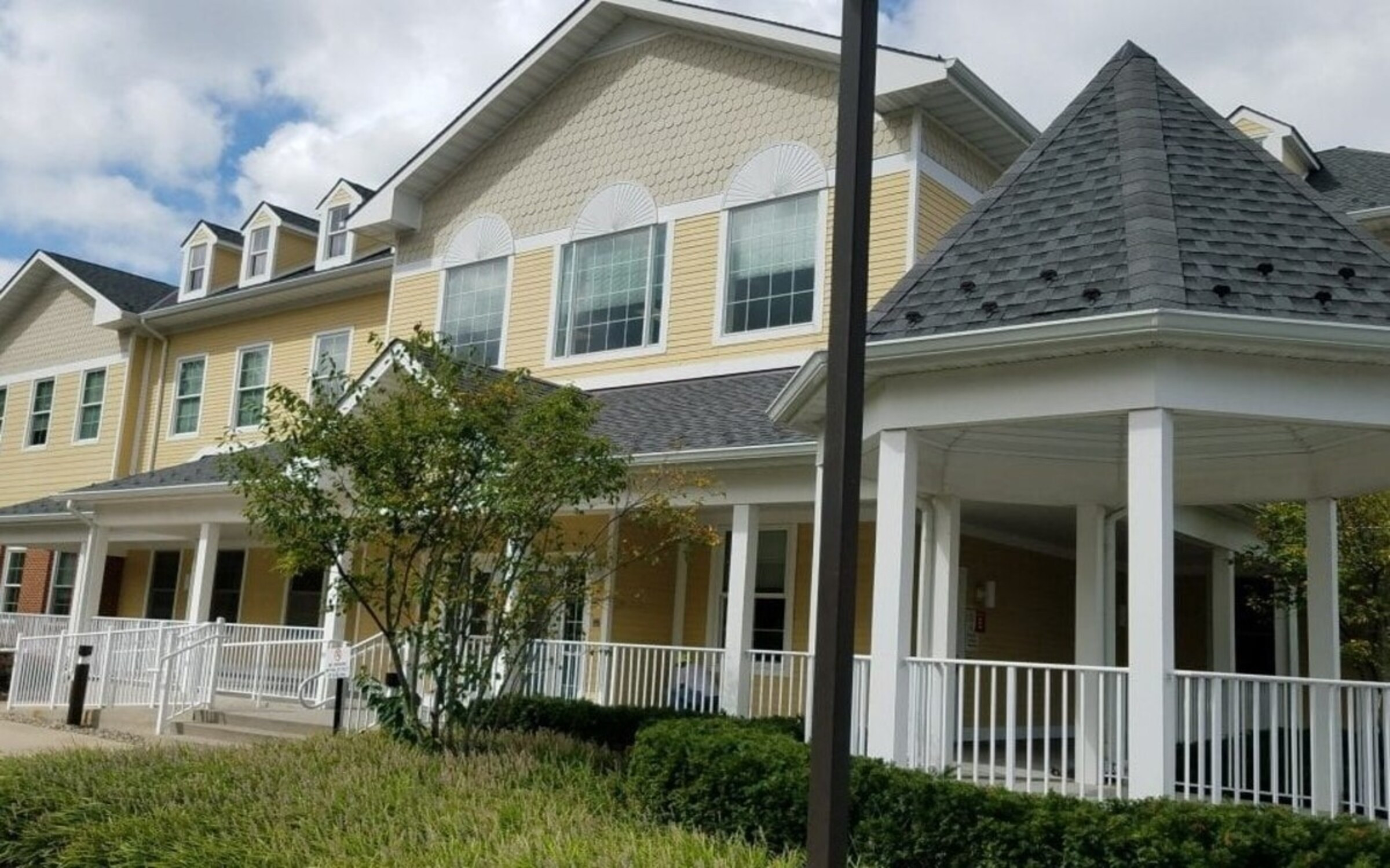 Summit Oaks Hospital Reviews, Costs, Program Details & Rating