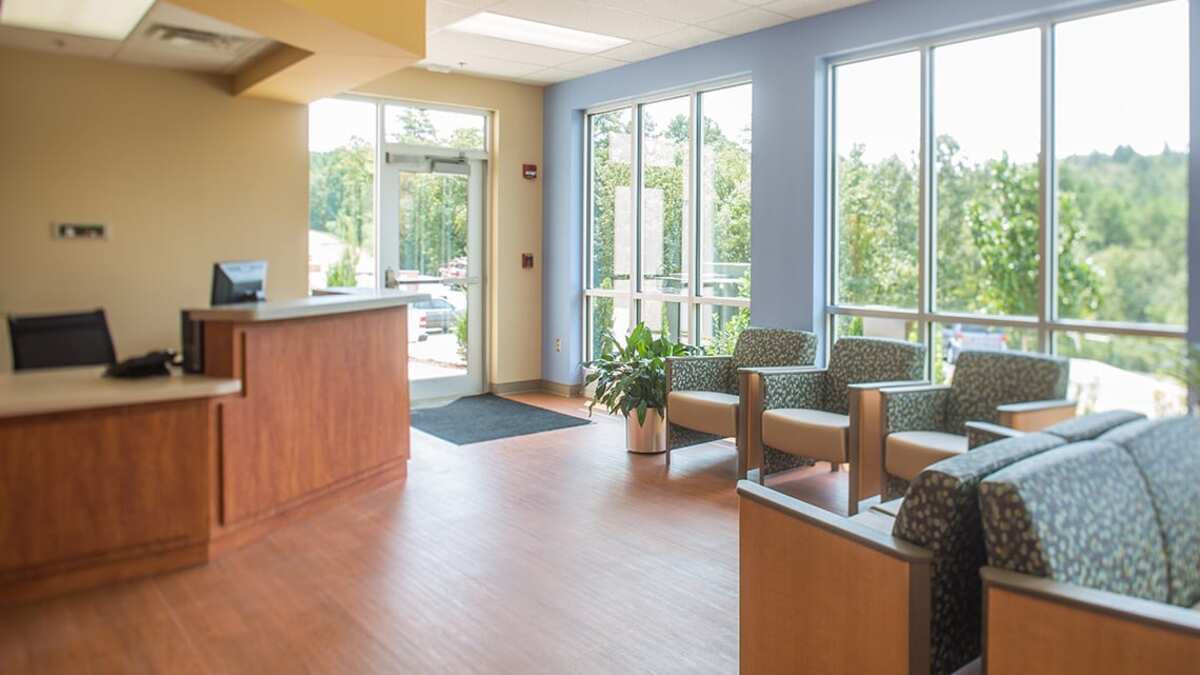 The Bridgeway Reviews, Costs, Program Details & Rating